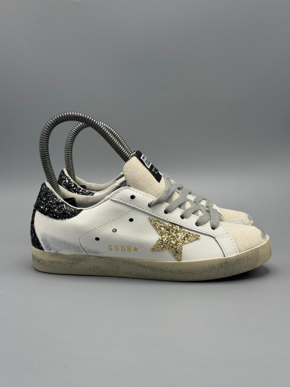 Golden Goose – Driftstore