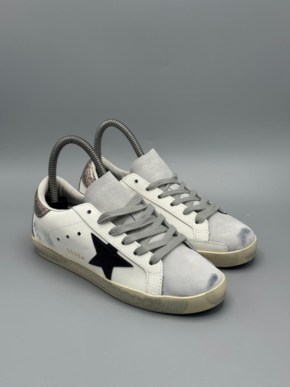 Golden Goose – Driftstore